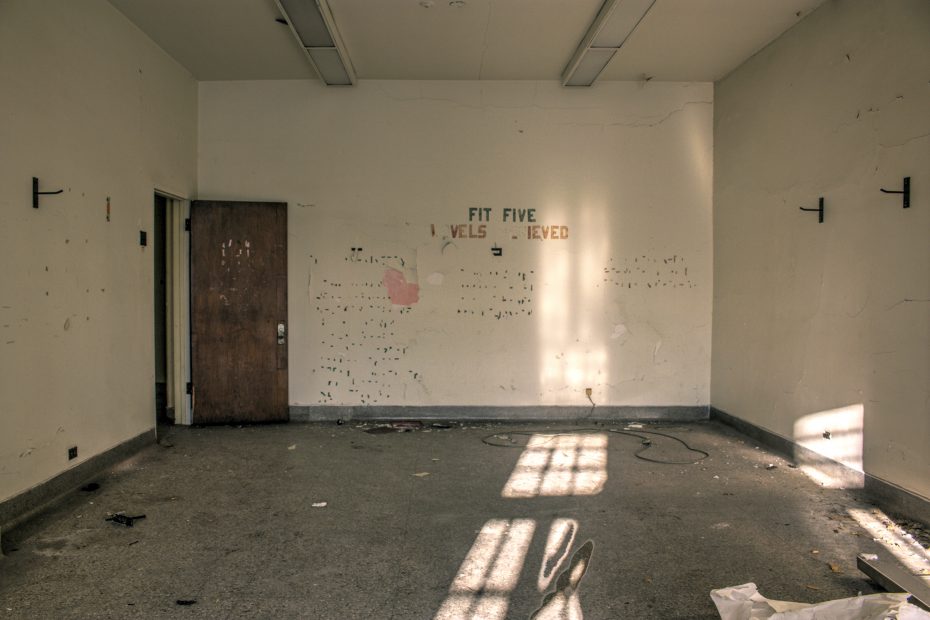 Century Manor Asylum Hamilton | Hamilton Insane Asylum - Talking Walls ...