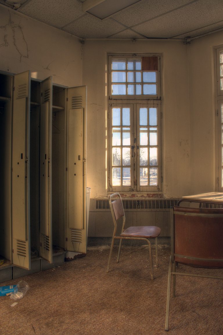 Century Manor Asylum Hamilton | Hamilton Insane Asylum - Talking Walls ...