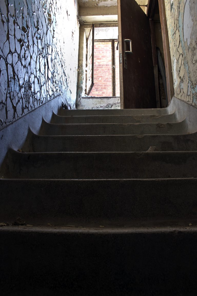 Century Manor Asylum Hamilton | Hamilton Insane Asylum - Talking Walls ...