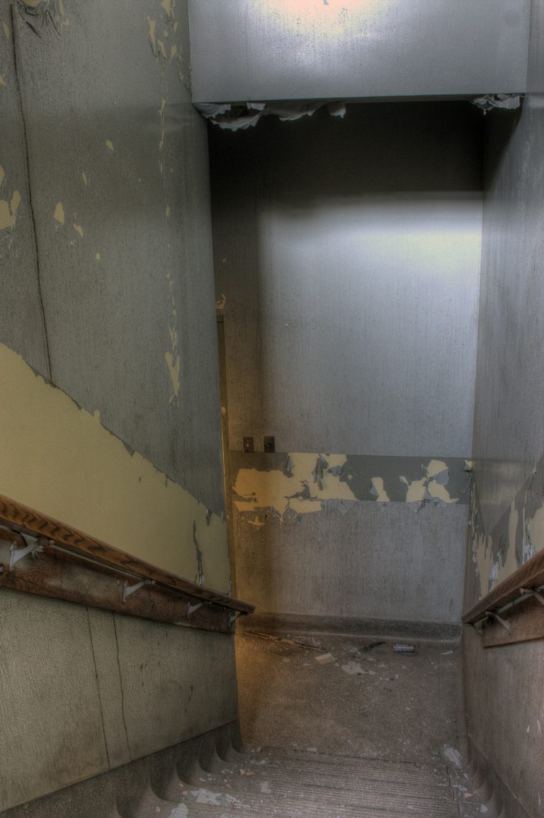 Century Manor Asylum Hamilton | Hamilton Insane Asylum - Talking Walls ...