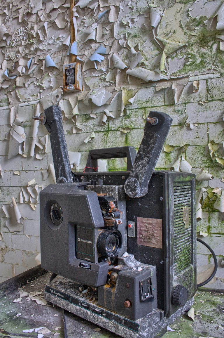 Muskoka Sanitarium | Muskoka Regional Centre - Talking Walls Photography