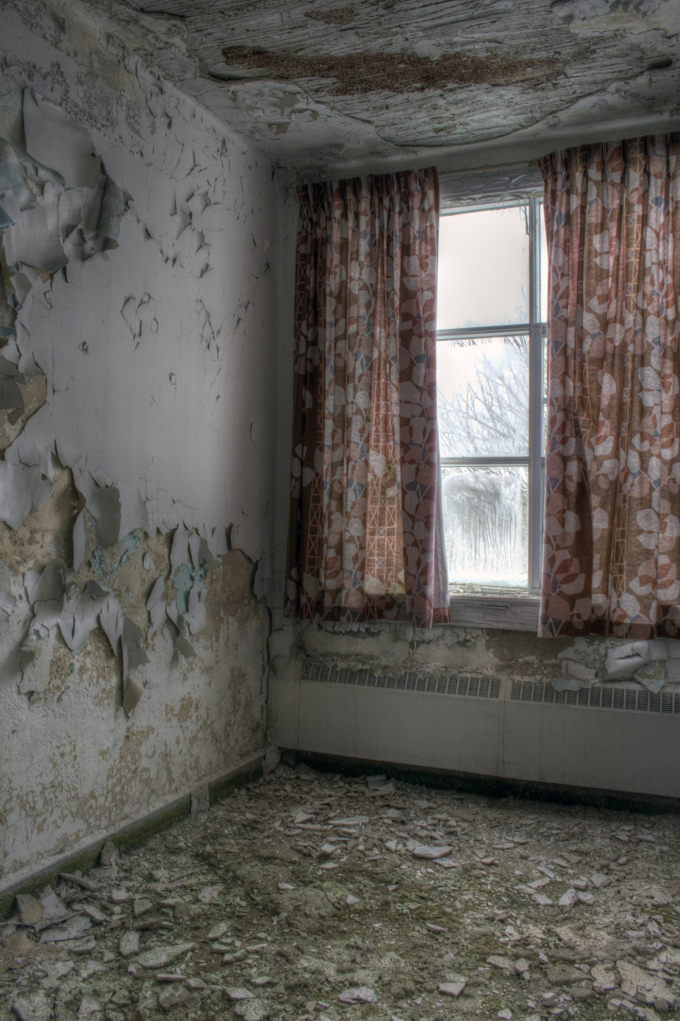 Muskoka Sanitarium | Muskoka Regional Centre - Talking Walls Photography