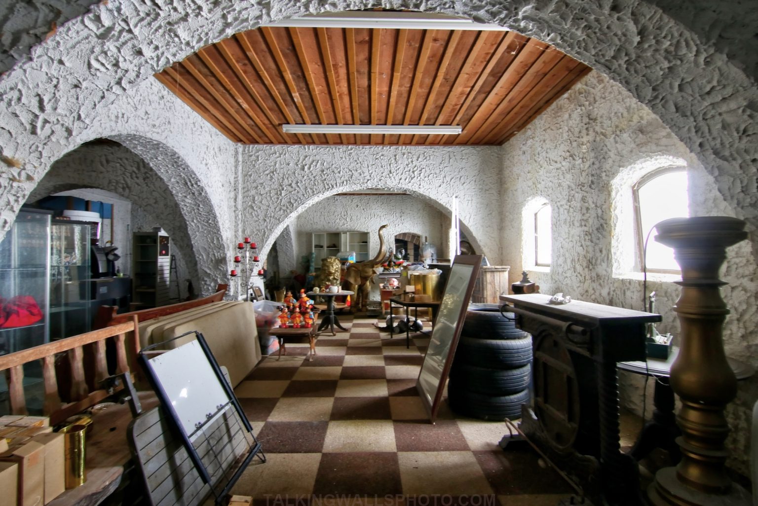 Castle Village And Enchanted Kingdom in Midland Ontario - Ontario ...